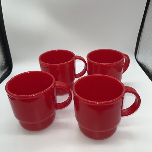 Tupperware | Dining | 4 Tupperware Shiny Plastic Red Coffee Mug ...